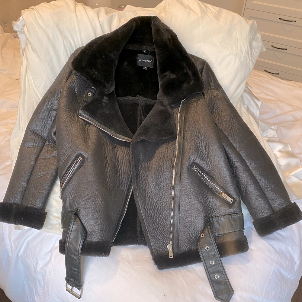 Black Faux Fur Lined Oversized Coat - Gem